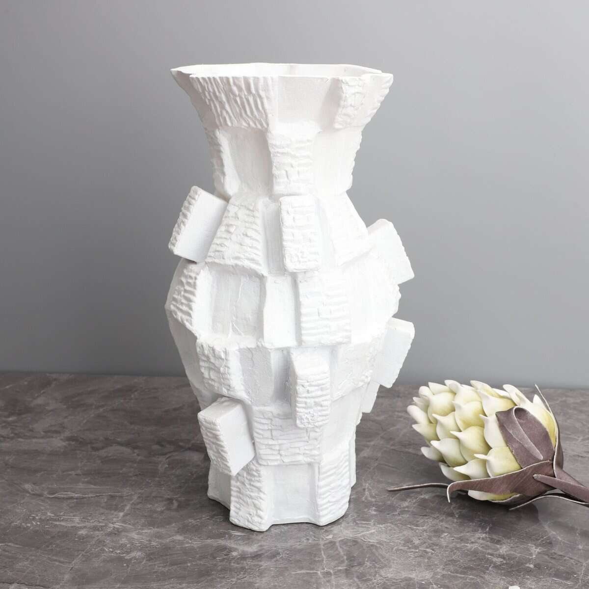 Exquisite geometry resin vase – MAYLUV WORLD